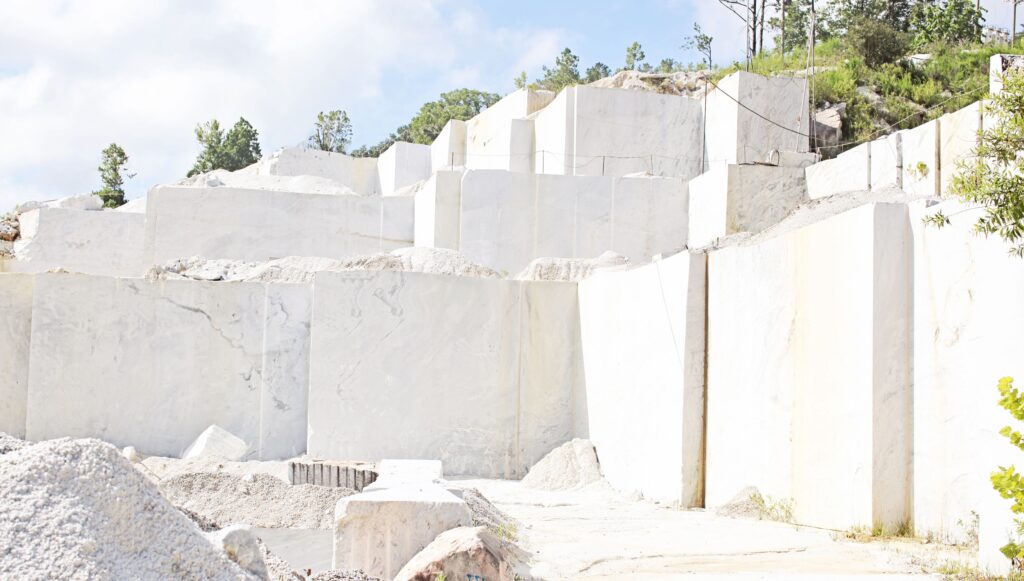 NSI 373 Georgia Marble Quarry - Polycor Inc.