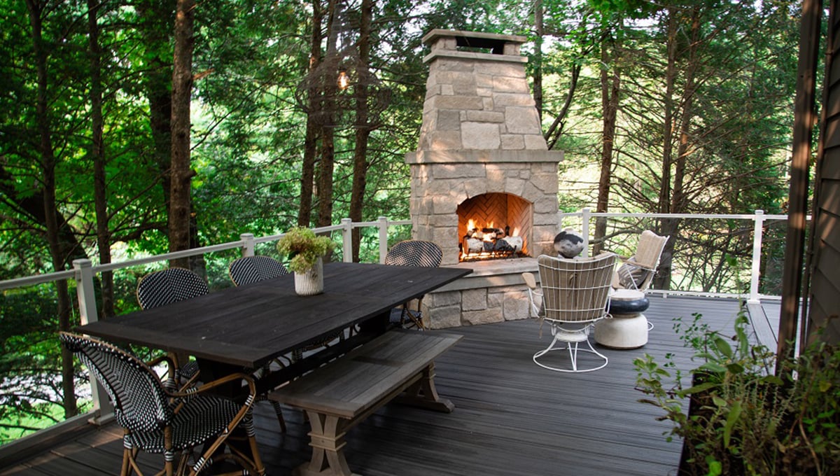 Rooms Without Roofs: 5 Must Have Outdoor Living Features - Polycor Inc.