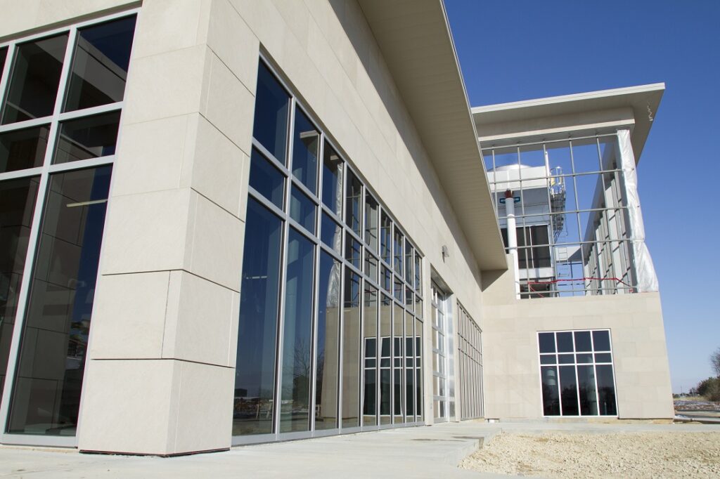 Infinite Applications - Polycor Inc.