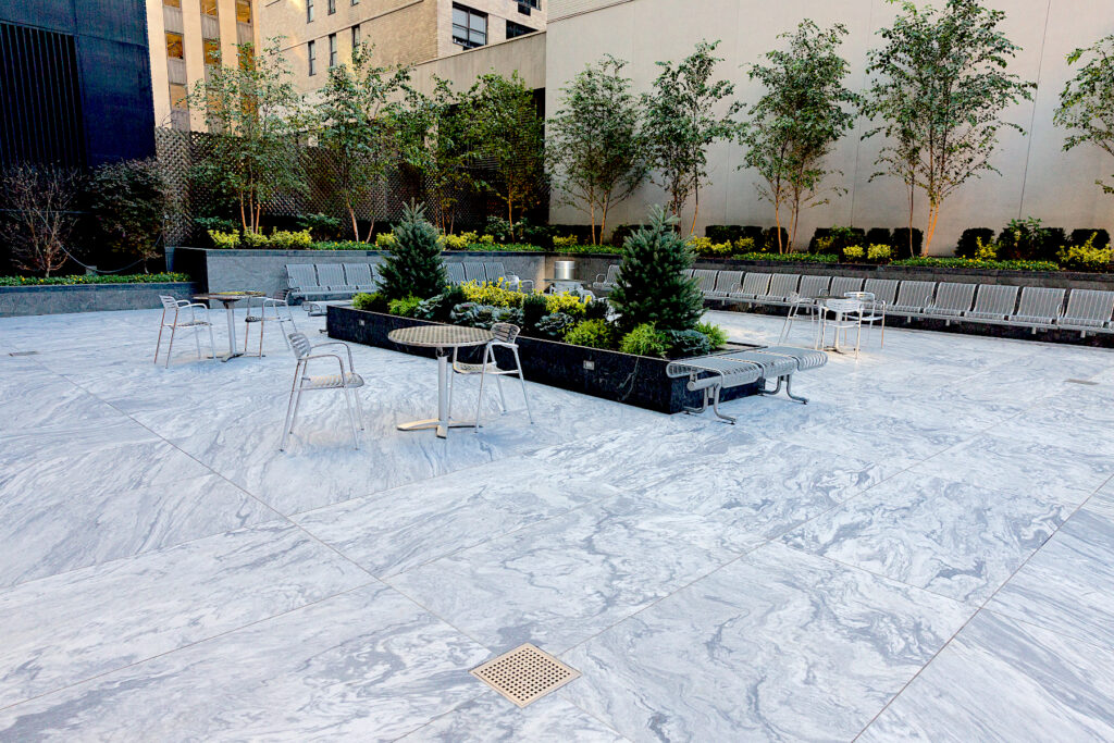 Vornado Realty Trust - 888 7th Avenue - Polycor Inc.