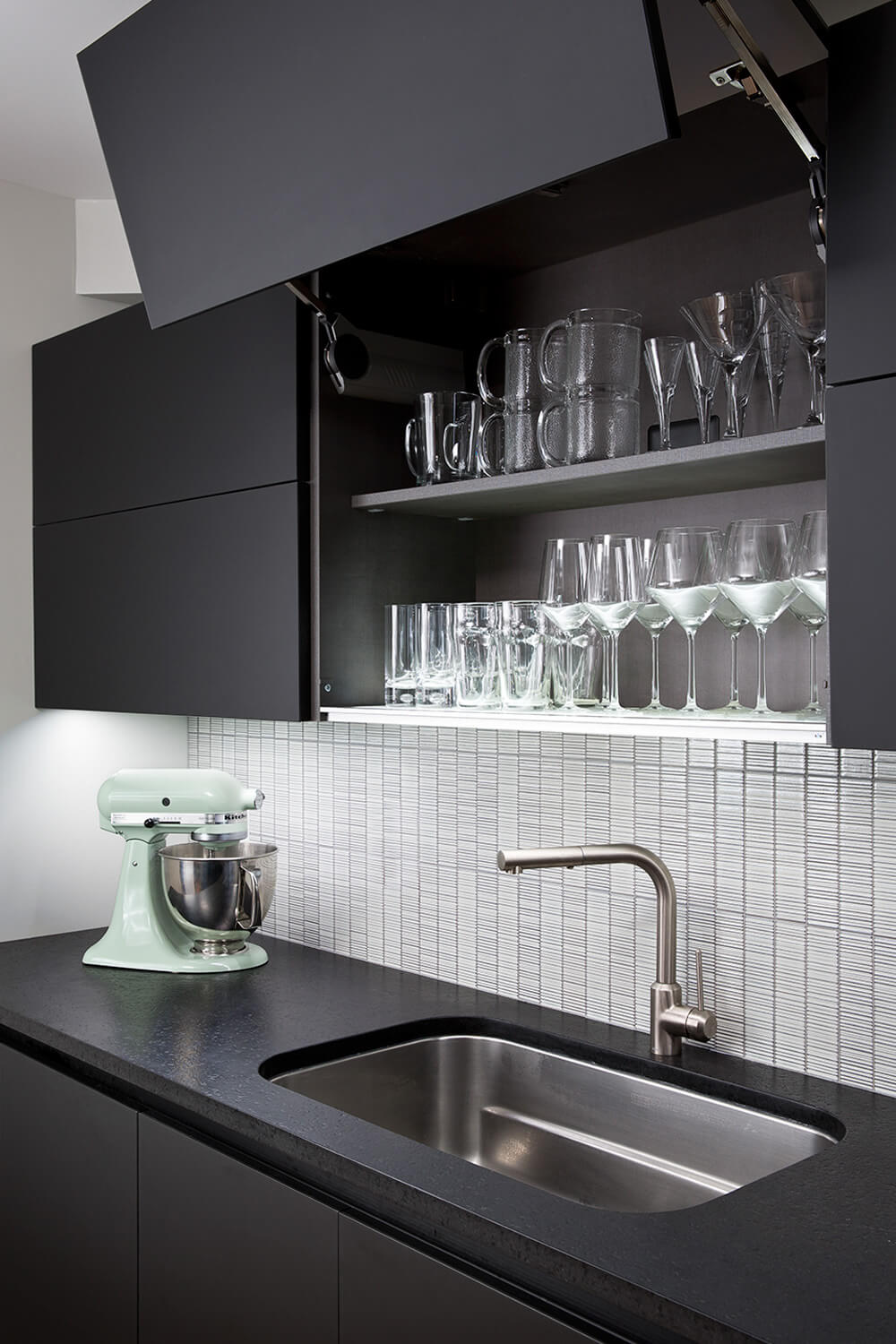 Scavolini Black On Black Kitchen - Polycor Inc.