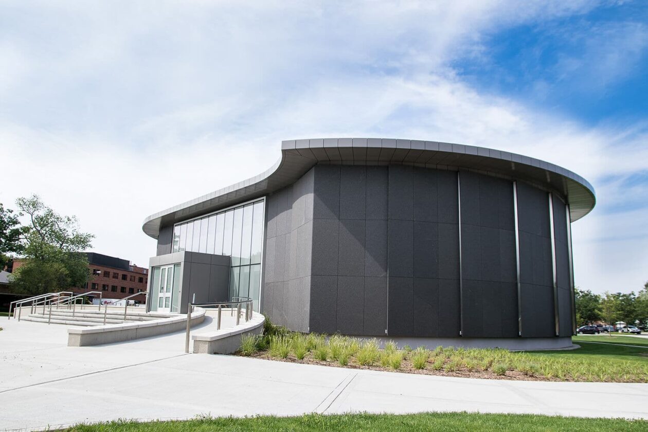 Kruizenga Art Museum - Polycor Inc.