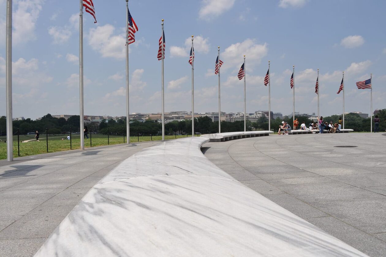 Washington Monument Plaza - Polycor Inc.
