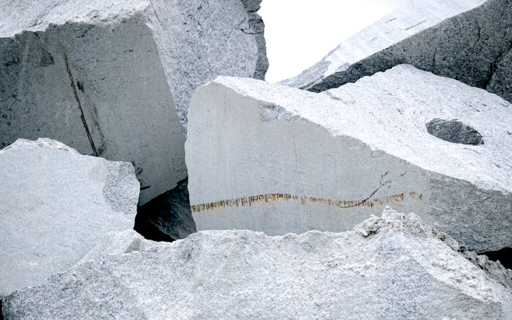 Boulders - Polycor Inc.