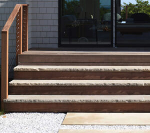 Treads - Polycor Inc.