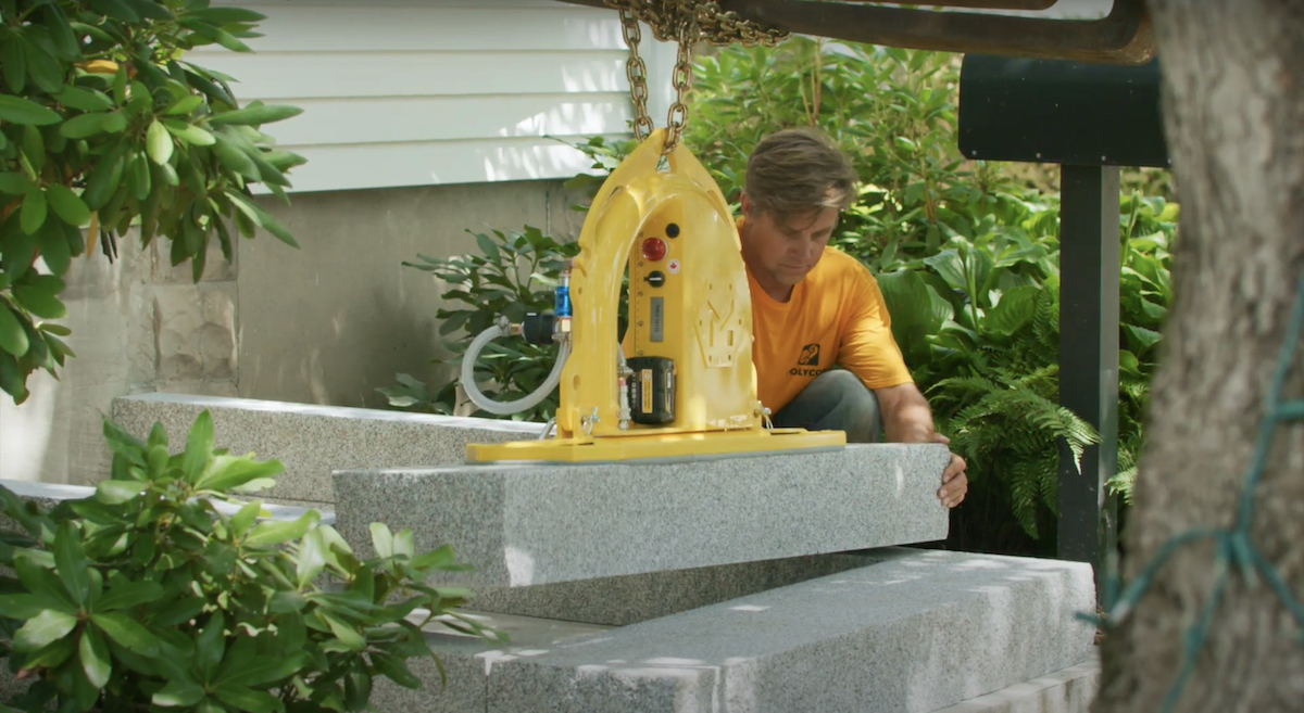 Step It Up: How to Install 7" Granite Entry Steps - Polycor Inc.