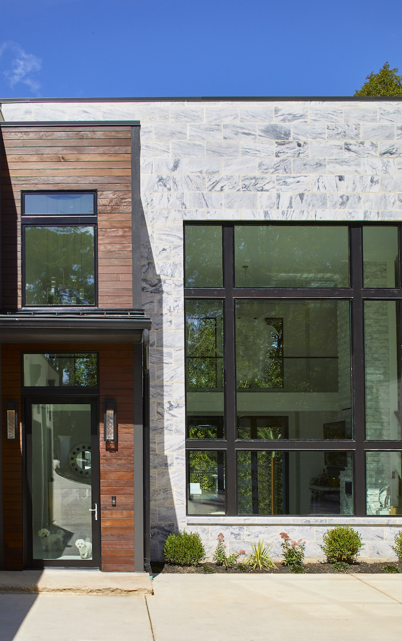 Light & Bright Atlanta Residence - Polycor Inc.