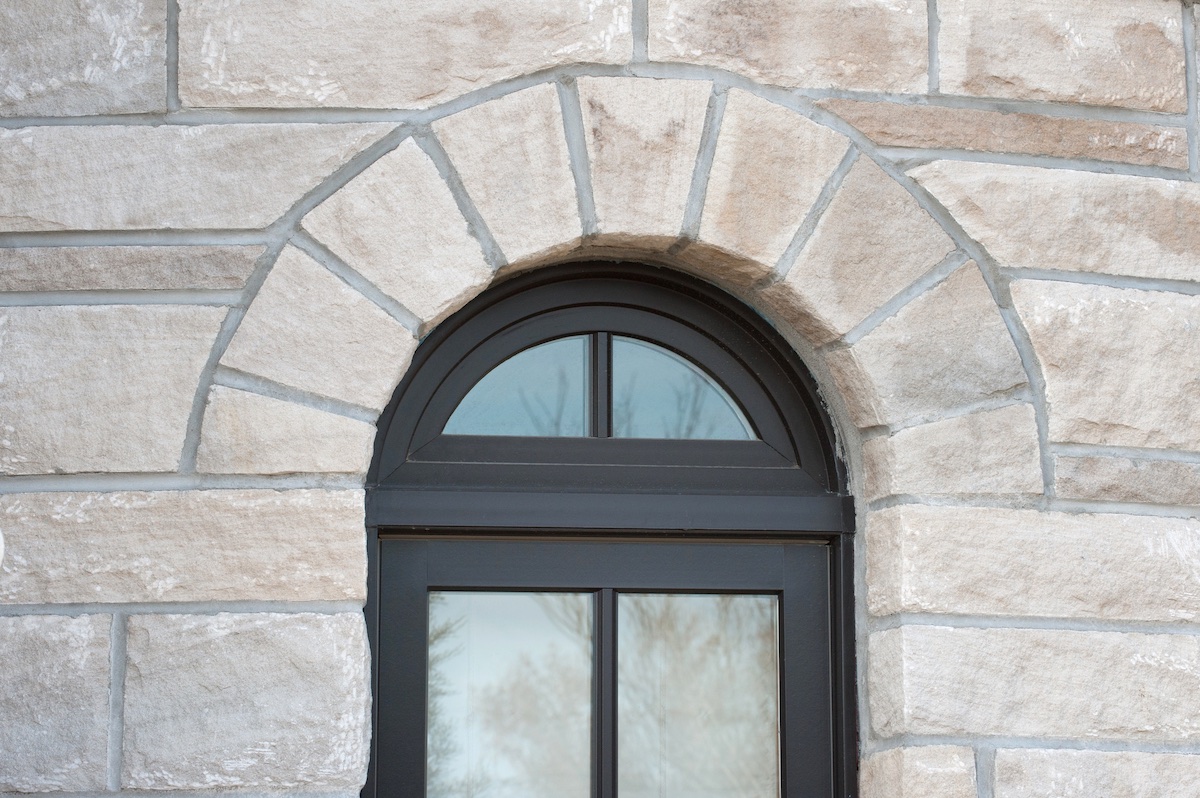 Midwest Mission Style Home - Polycor Inc.