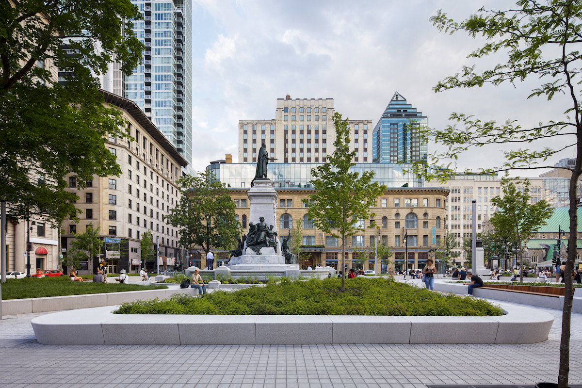 Square Phillips - Polycor Inc.