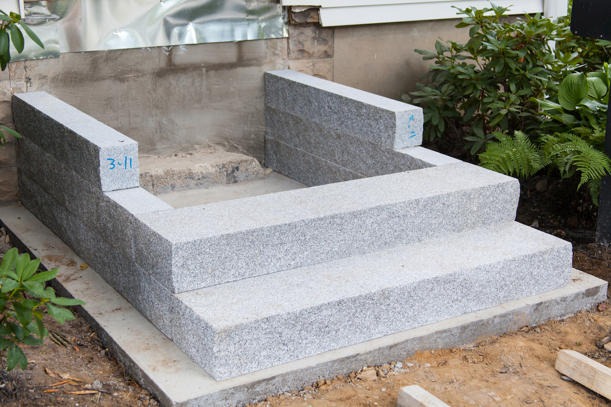 Concrete Front Steps Makeover Using Granite Entry Steps - Polycor Inc.
