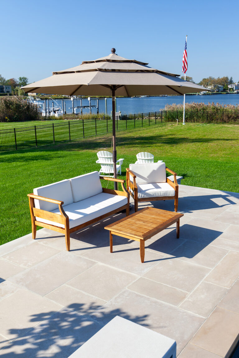 Coastal Limestone Pool & Patio - Polycor Inc.