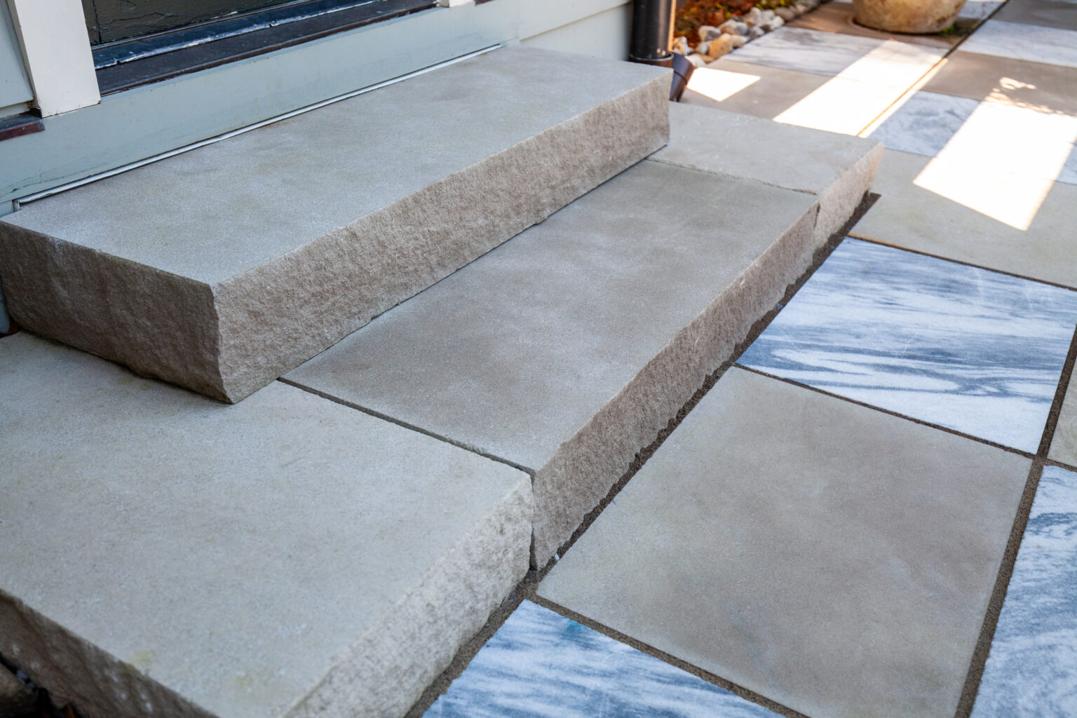 Historic Farmhouse Meets Modern Luxury: Jaclyn Isaac's Exterior Transformation with Polycor ...