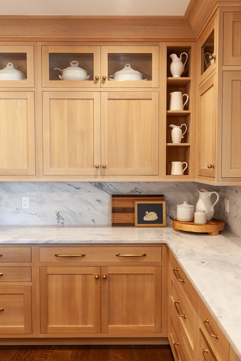 Whitewashed Oak Coastal Kitchen - Polycor Inc.