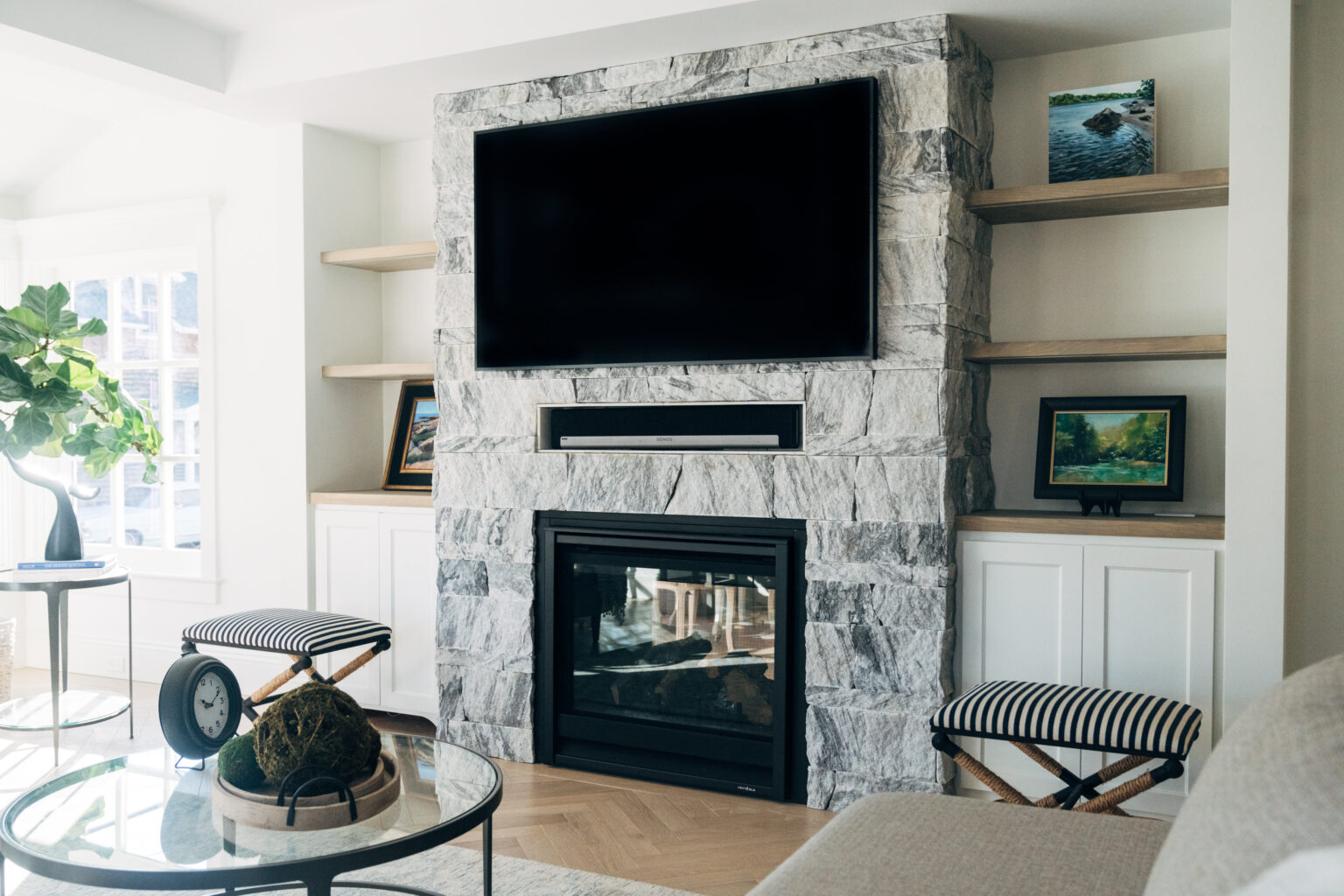 Stone Fireplace Ideas: A Guide to Styles, Colors, and Types - Polycor Inc.