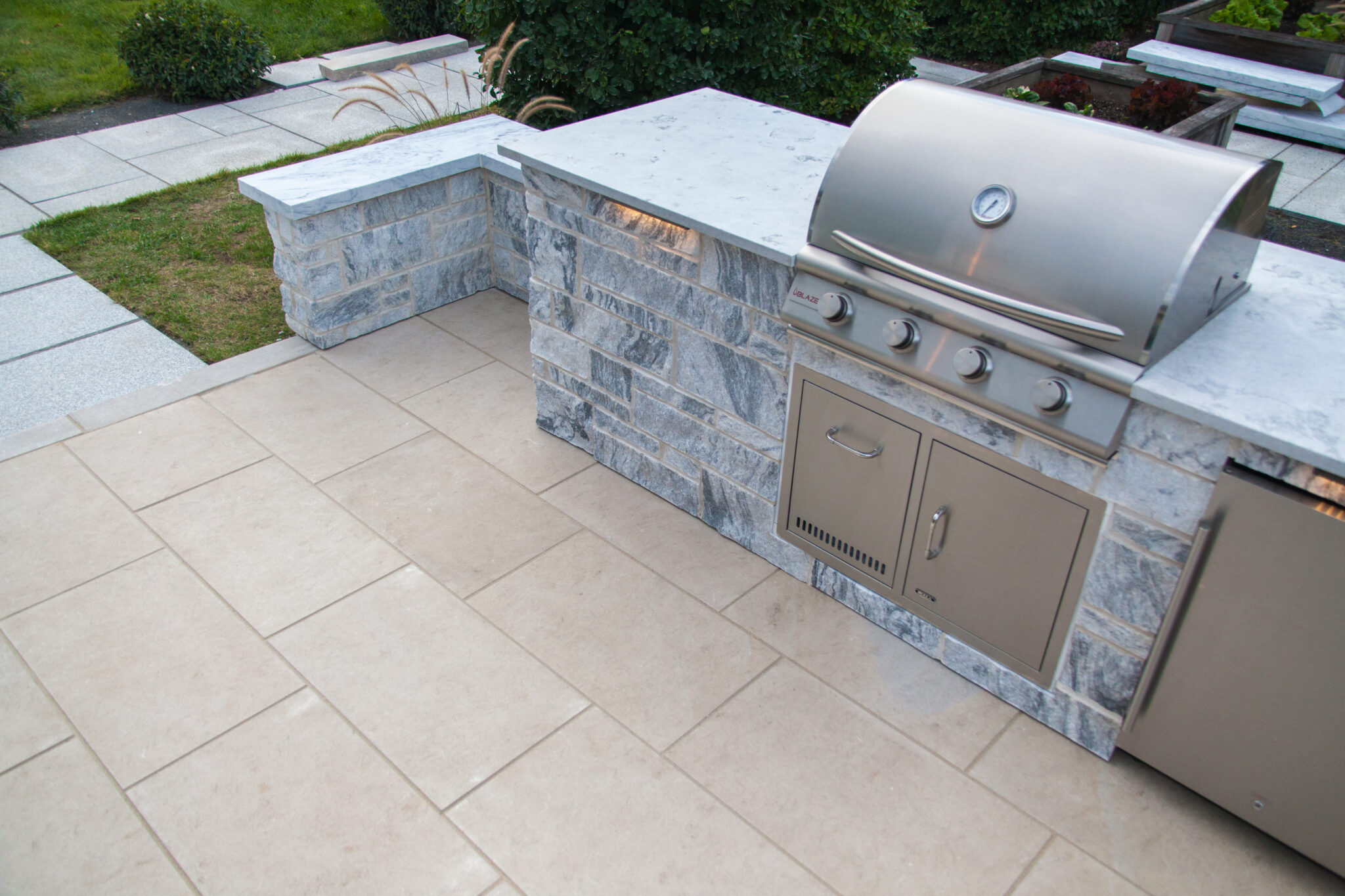 Natural Stone Paver Sizes: A Complete Guide to Dimensions and Design ...