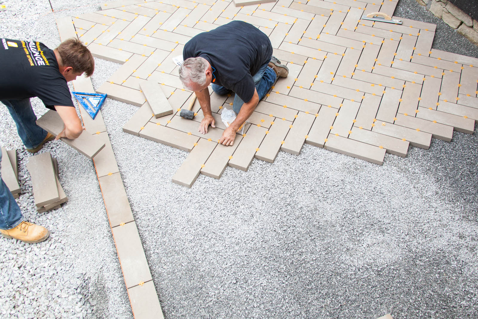 Edge Restraints: The Differences, Pros and Cons - Polycor Inc.